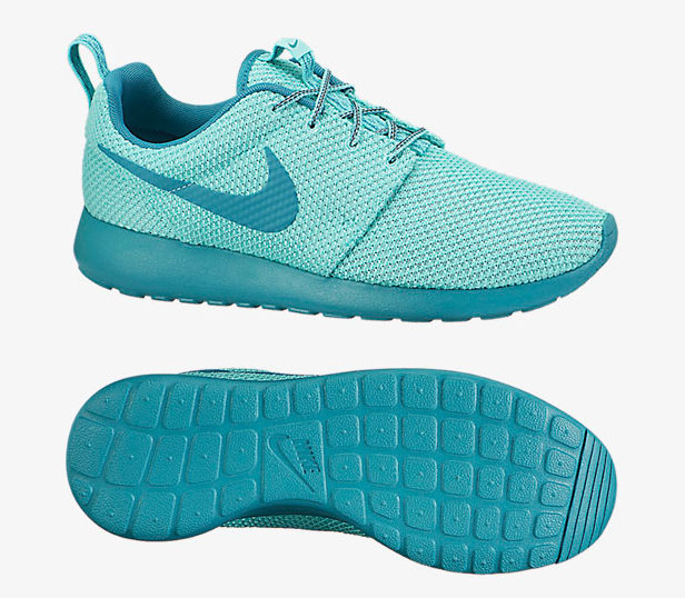 Nike Roshe Run Bleached Turquoise Catalina | SportFits.com