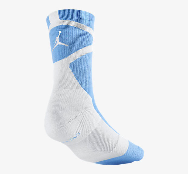 Jordan Socks to Wear with the Air Jordan 7 French Blue | SportFits.com