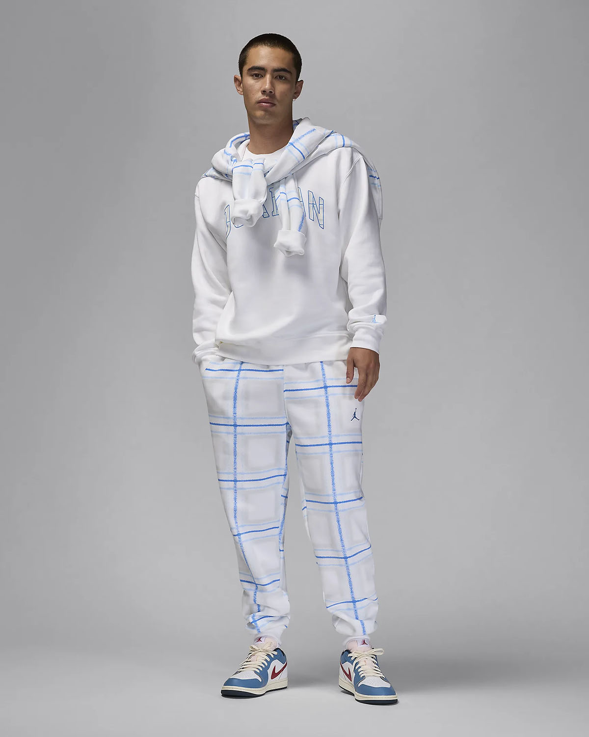Jordan Essentials Holiday 2024 Clothing White Legend Blue