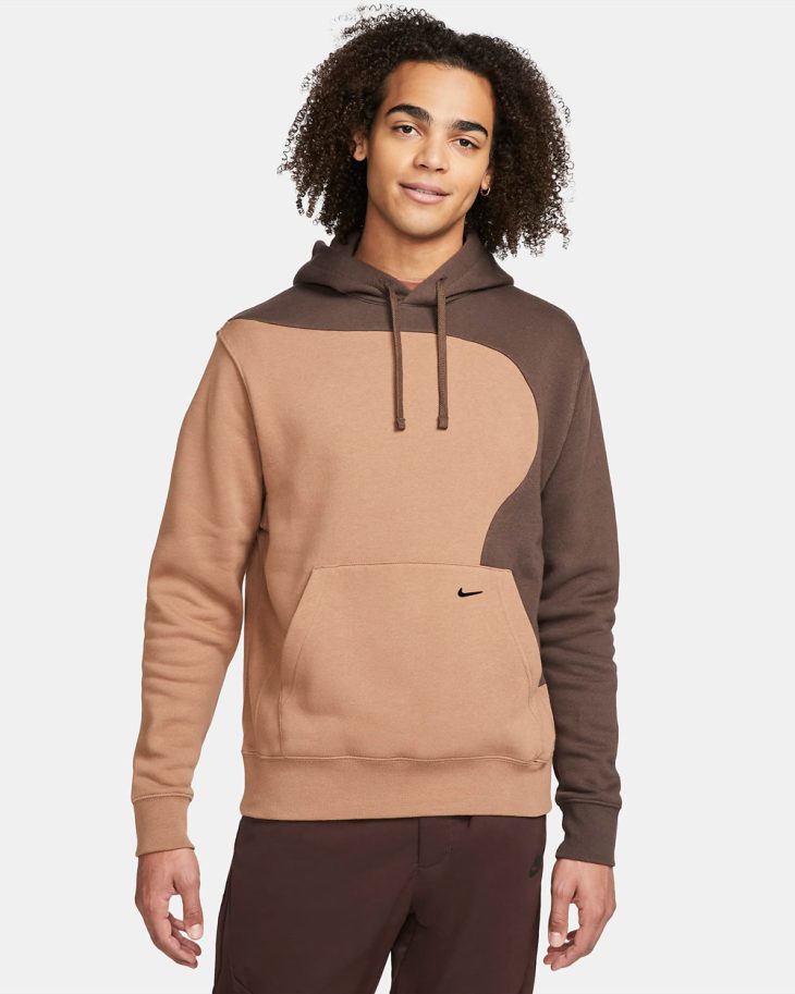 Nike Color Clash Clothing in Archaeo Brown and Baroque Brown
